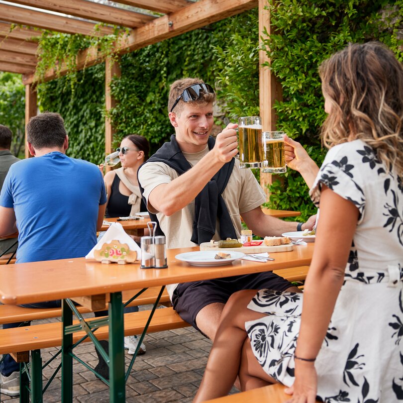 Spannende Biergartenmãbel Gastronomie Gebraucht Ebenbild